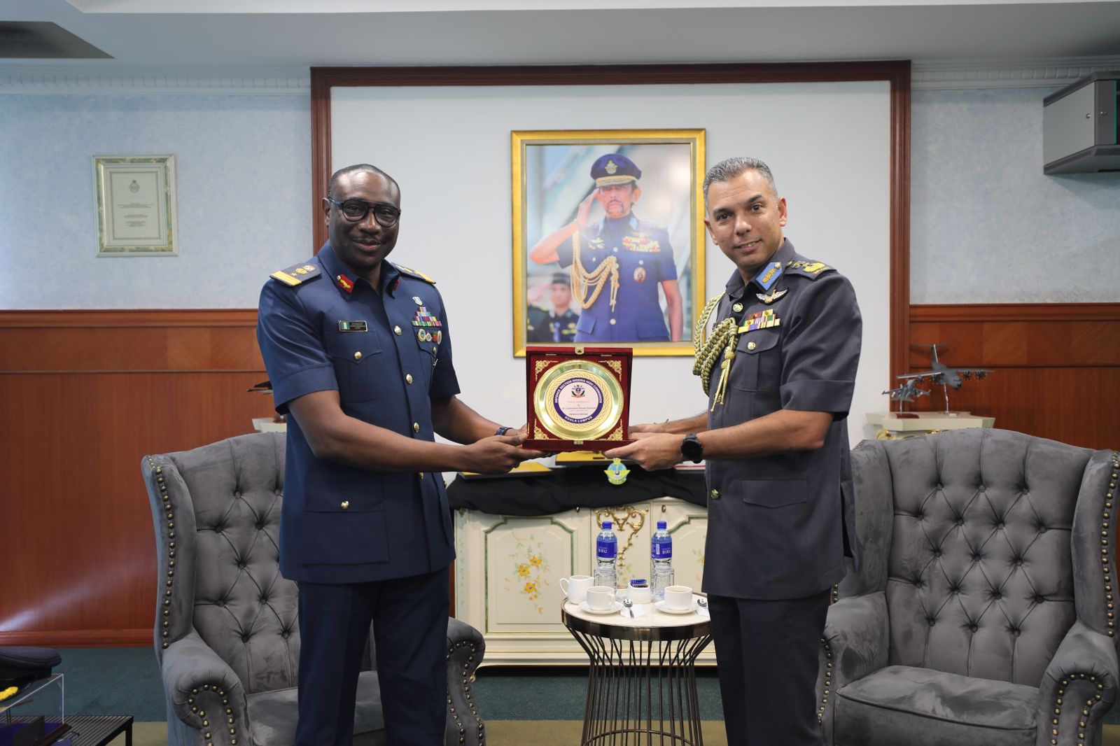 News Headlines - RBAirF COMMANDER RECEIVES INTRODUCTORY CALL...